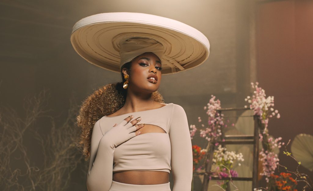 AOS 15 ANOS DE IDADE, MARIAH NALA, NOVA APOSTA DO POP NACIONAL, LANÇA O ...