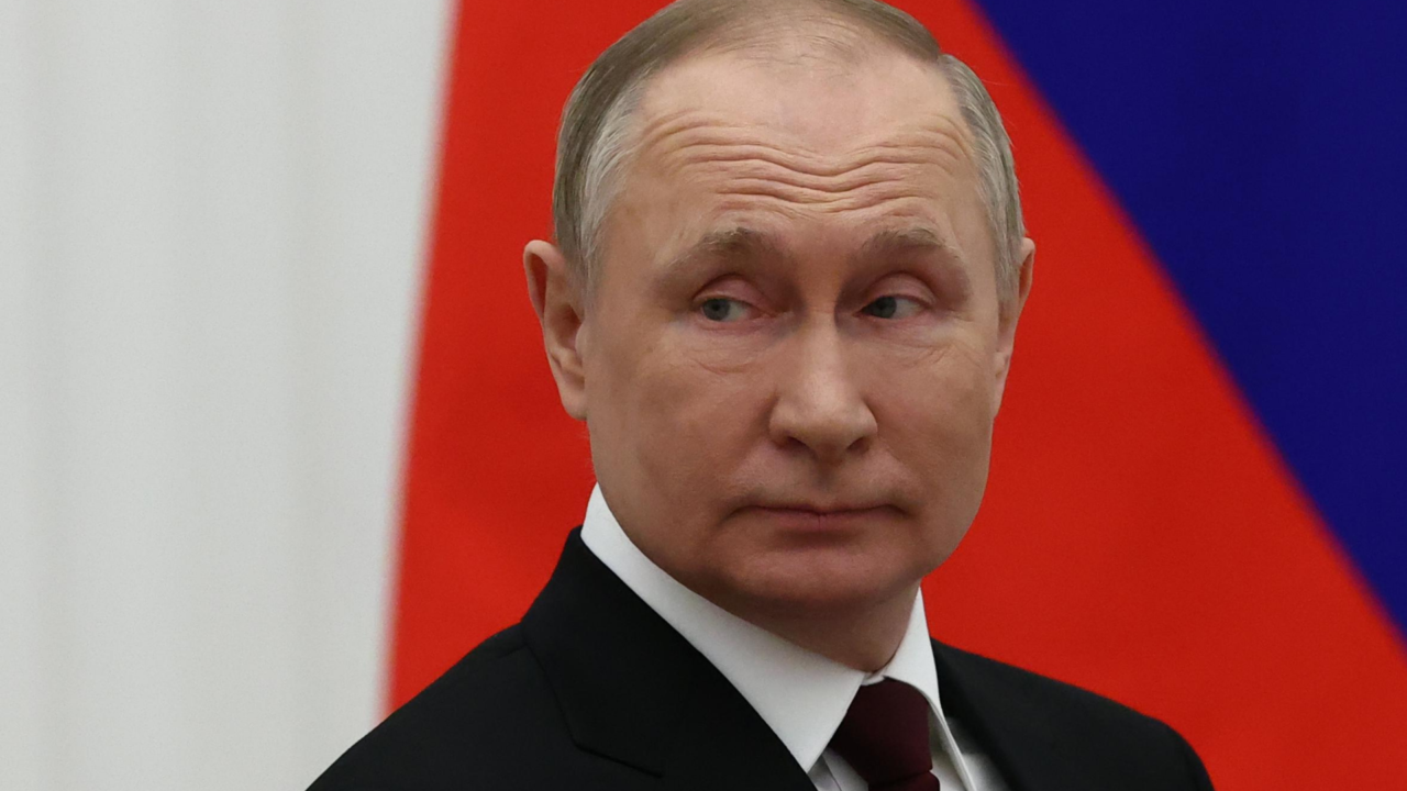 BIOGRAFIA DE VLADIMIR PUTIN É LANÇADA EM HQ E TRAZ DETALHES DESDE A ...