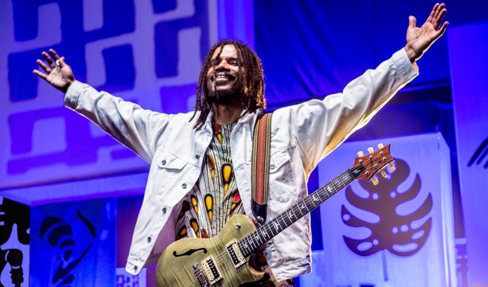 NATIRUTS MOSTRA CANÇÕES DO LADO B, DIFERENTES DE TODAS AS JÁ LANÇADAS ...