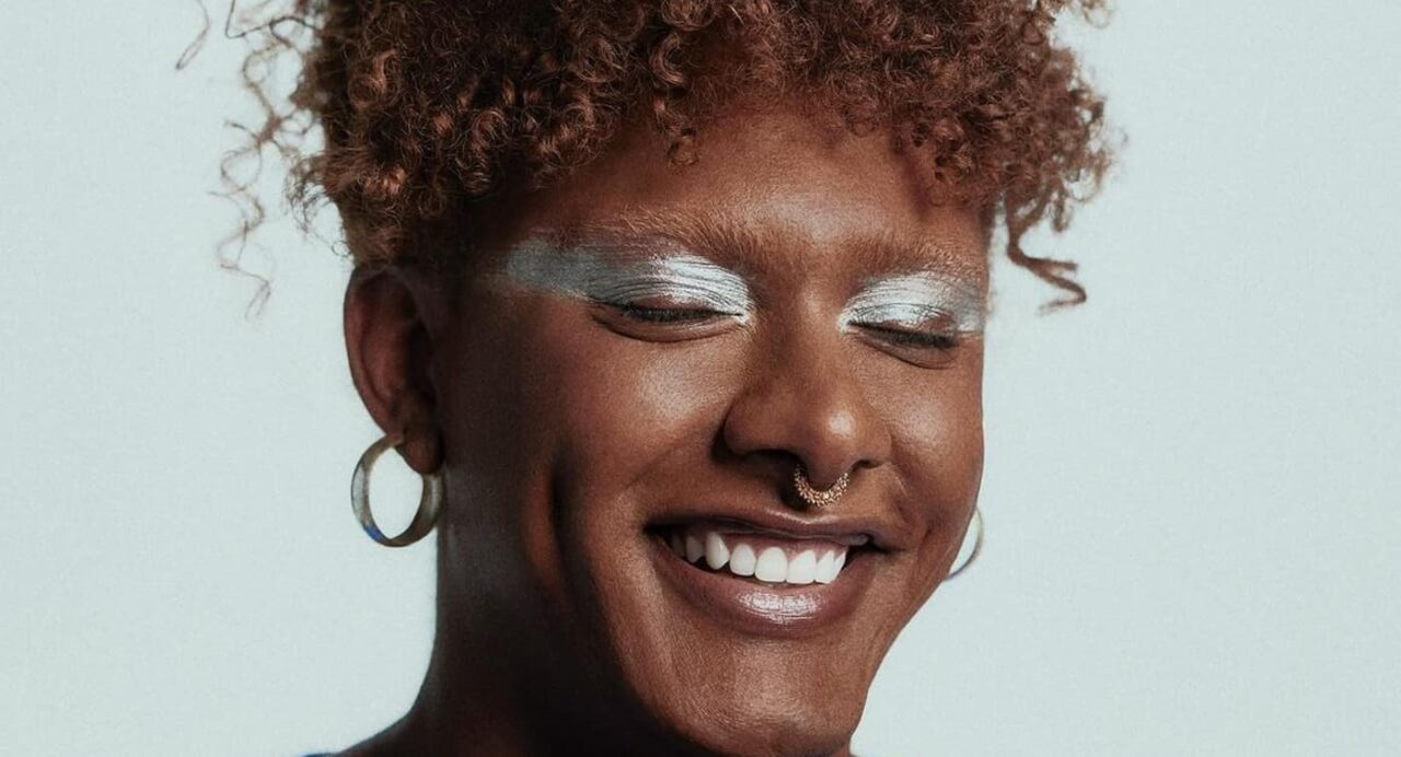 LINIKER ENCERRA CICLO COM EXCELÊNCIA COM A VERSÃO DELUXE EM VINIL DO ...