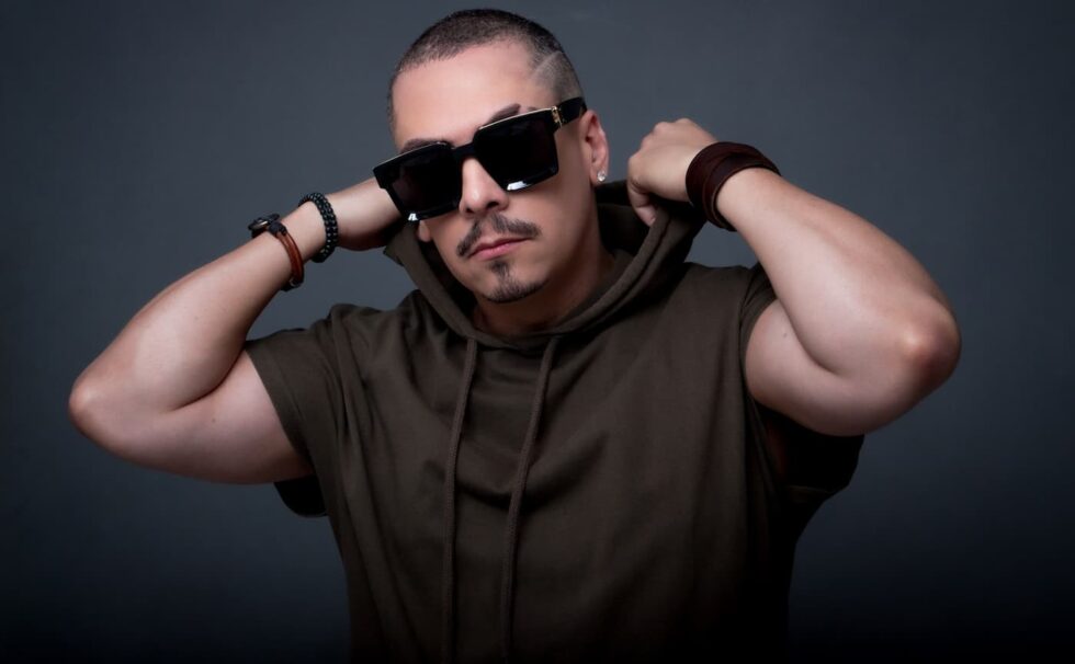 PRESTES A LANÇAR “ONZE E ONZE”, PRIMEIRO ÁLBUM DA CARREIRA, DALTO MAX ...